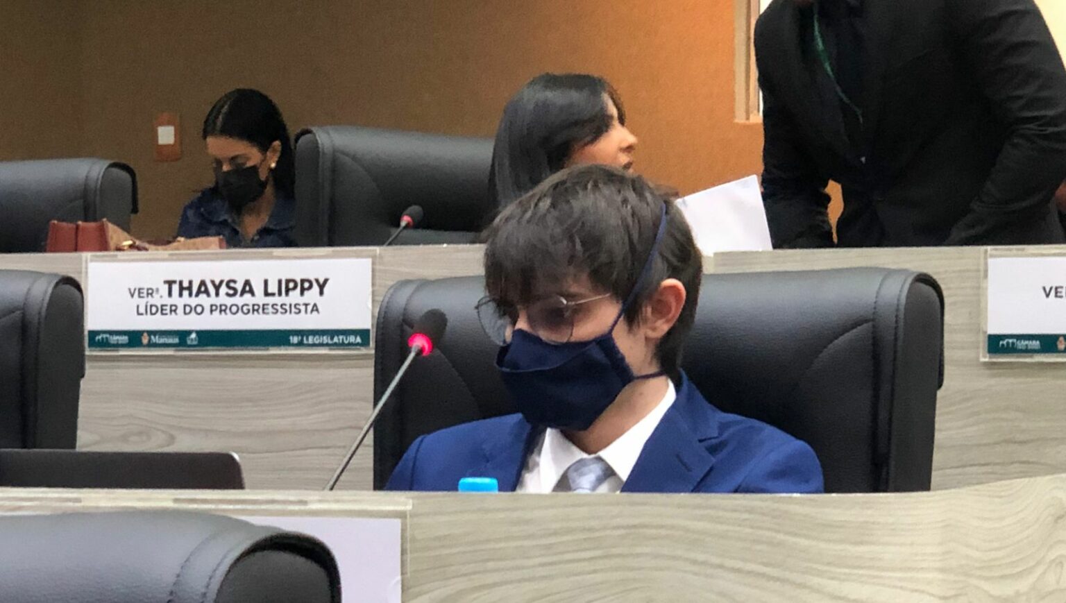 Amom se posiciona contra veto a projeto que disponibiliza internet em ...