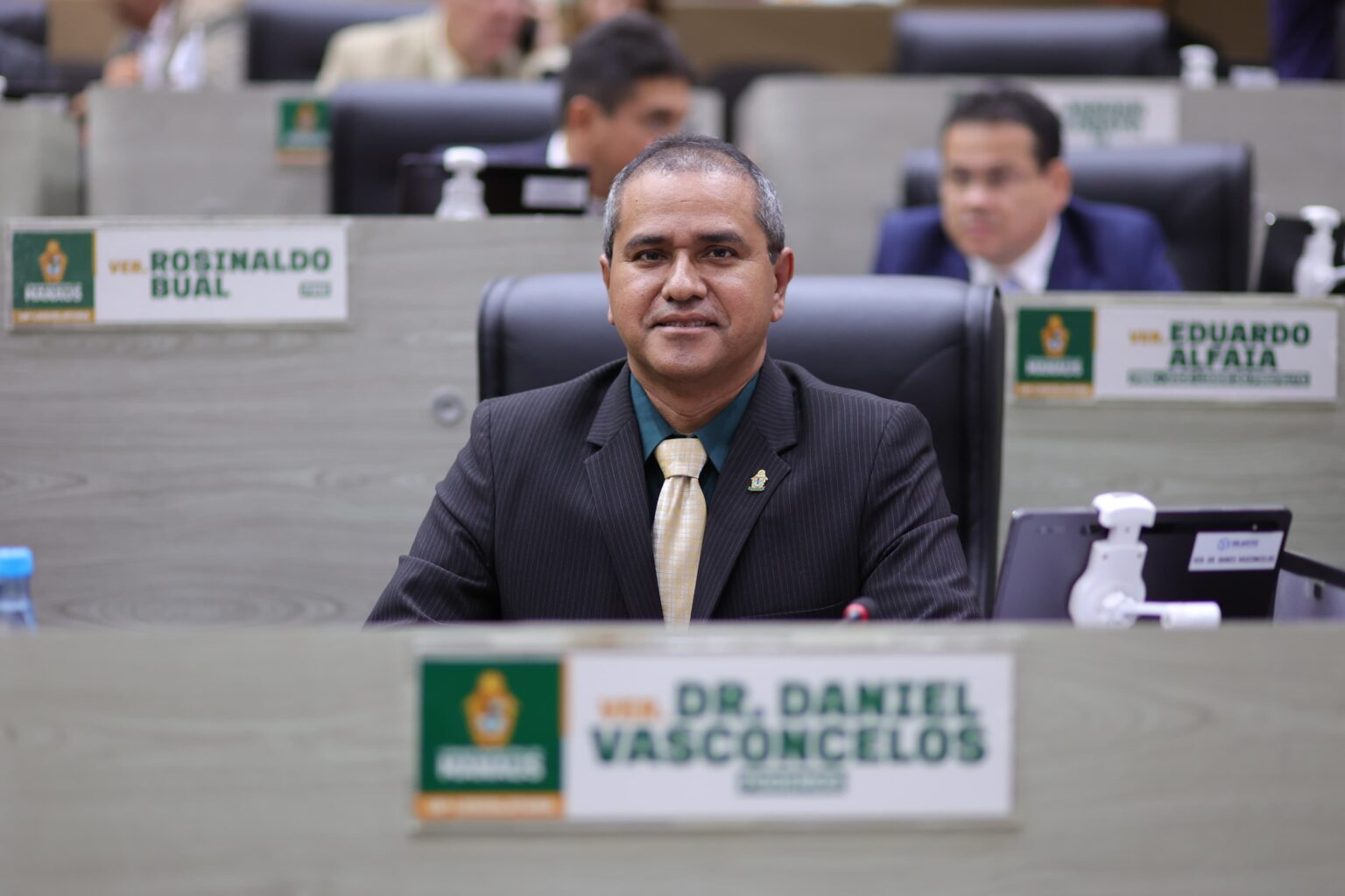 Projeto de Dr. Daniel Vasconcelos que institui campanha sobre a EJA ...